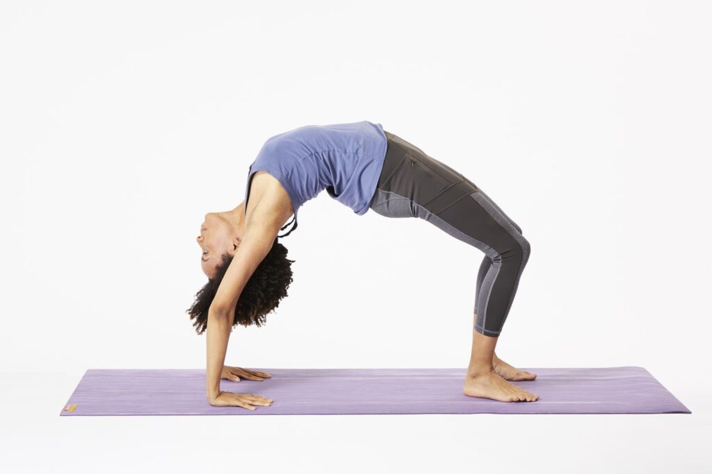 A Complete Guide to Wheel Pose (Urdhva Dhanurasana) – Exercise